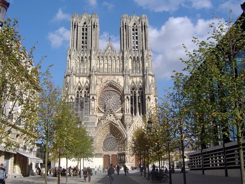 La cathédrale de Reims | voyages.visite-de-france.com